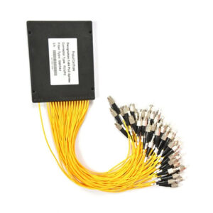1*64 PLC Splitter 140*115*18mm Plastic Box Package 2.0mm 1.5m G.657A1 ...